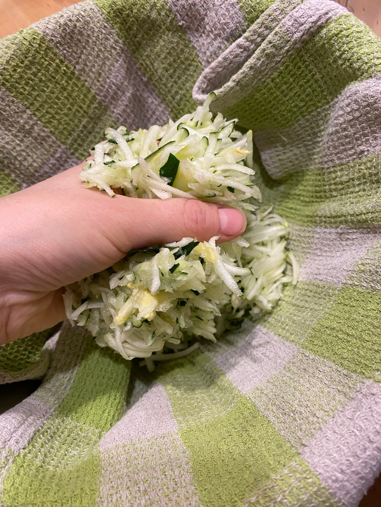 How to Dehydrate Zucchini – Northbird